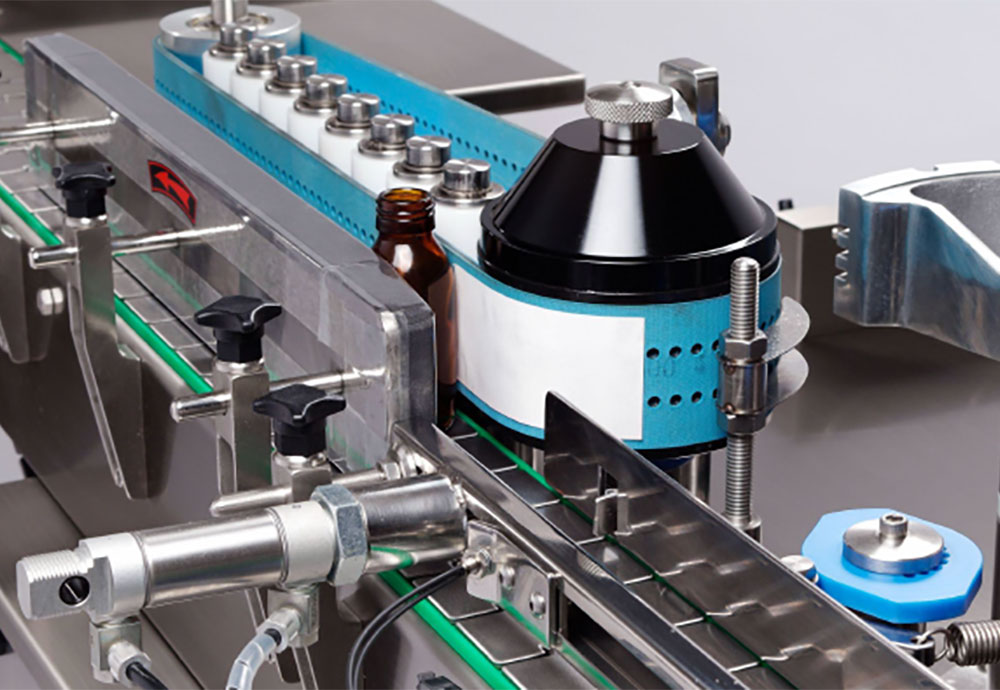 Automatic Labeling Machine – MEDPAC COMPANY LIMITED